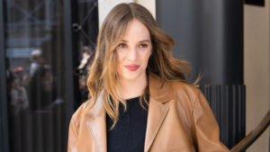 Maya Hawke Height: Exact Measurements, Body Stats & Physical Appearance ...